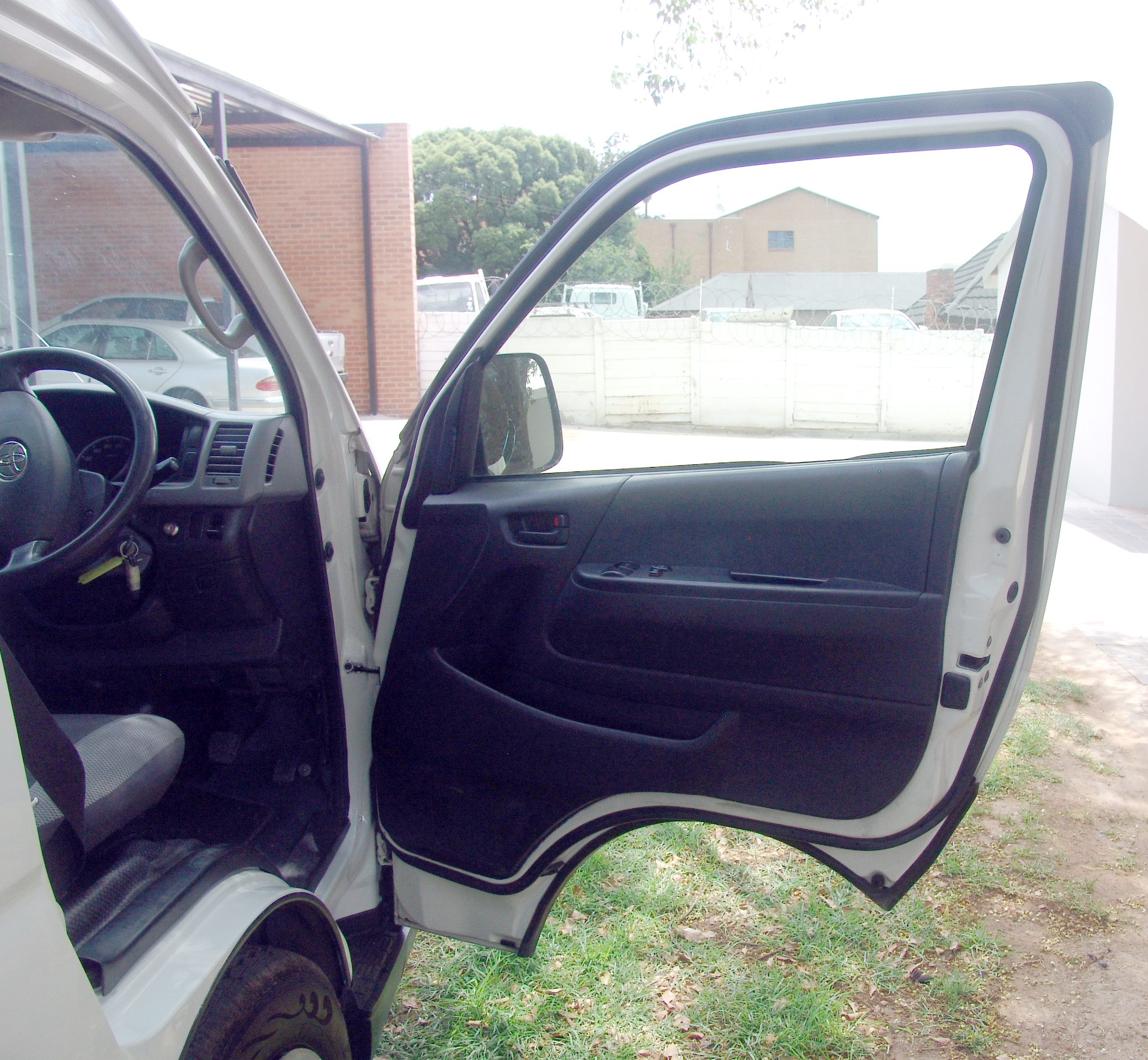 2014 Toyota Quantum Ambulance – Integra Auto