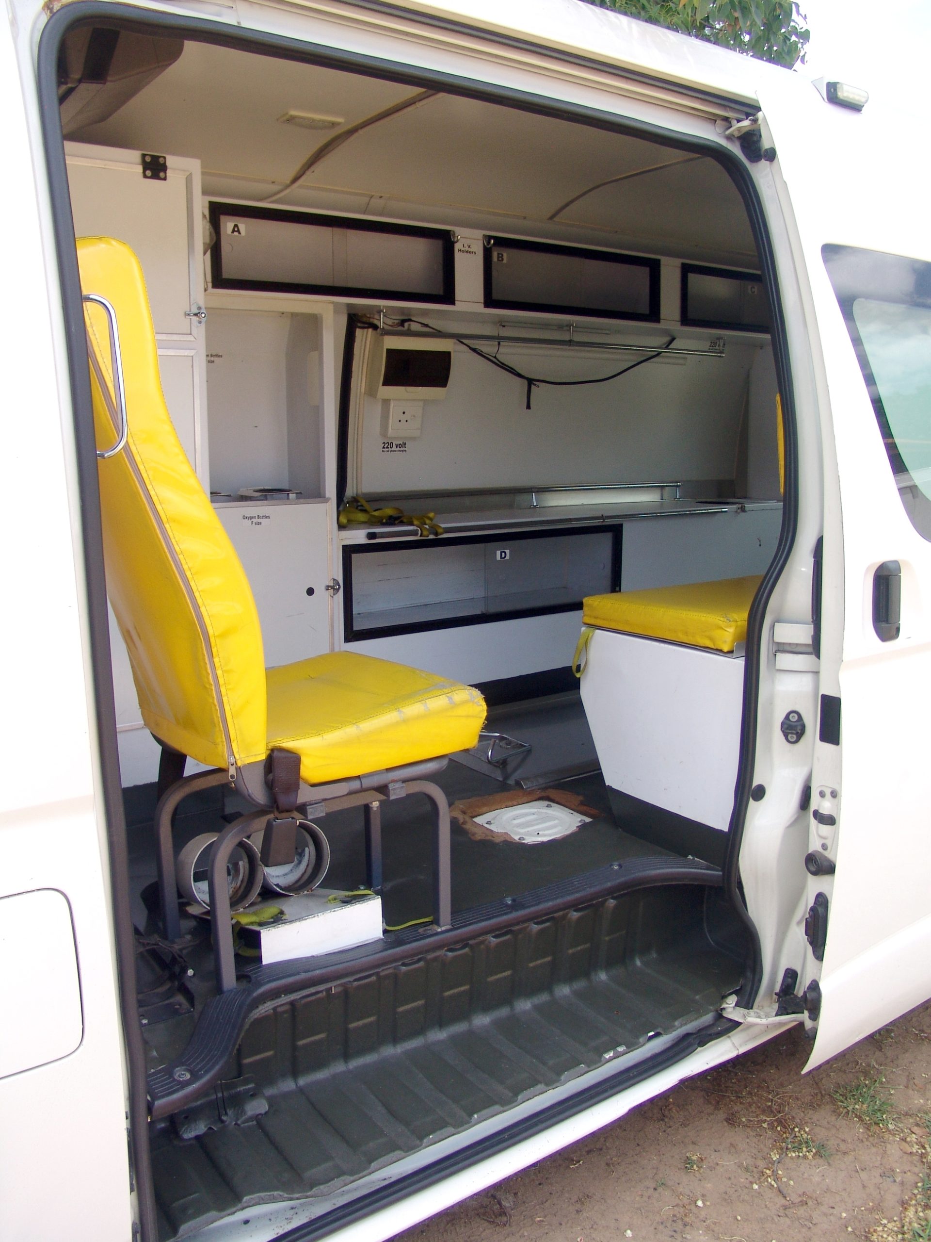 2014 Toyota Quantum Ambulance – Integra Auto